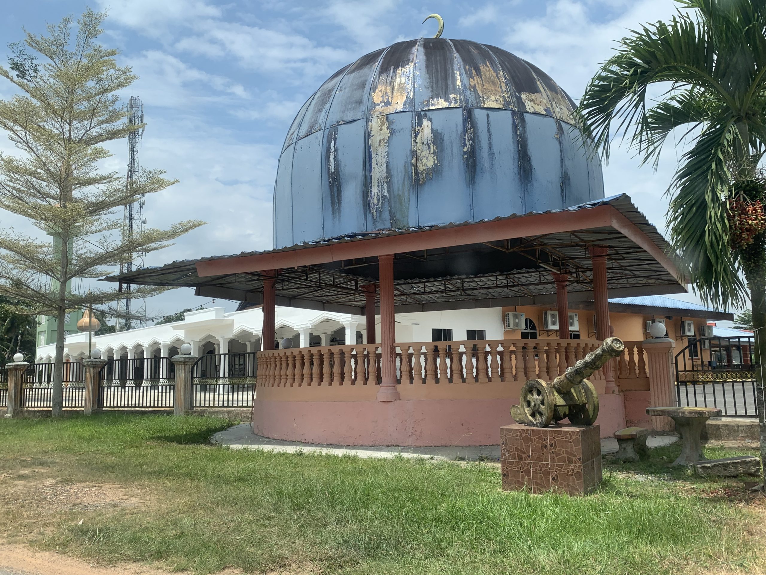 Masjid Nurul Fallah Felda Redong – KOMUNITI SEGAMAT